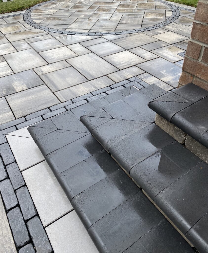 Hiring The Right Interlocking & Landscaping Contractor